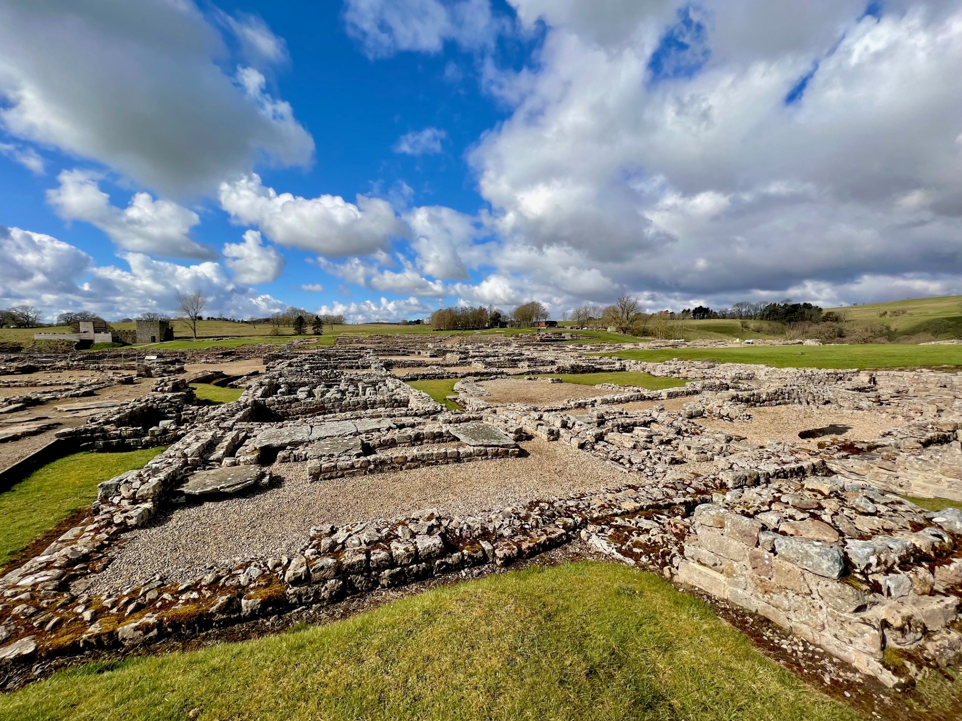Hadrian's Wall and Vindolanda | Edinburgh | Edinburgh Cab Tours